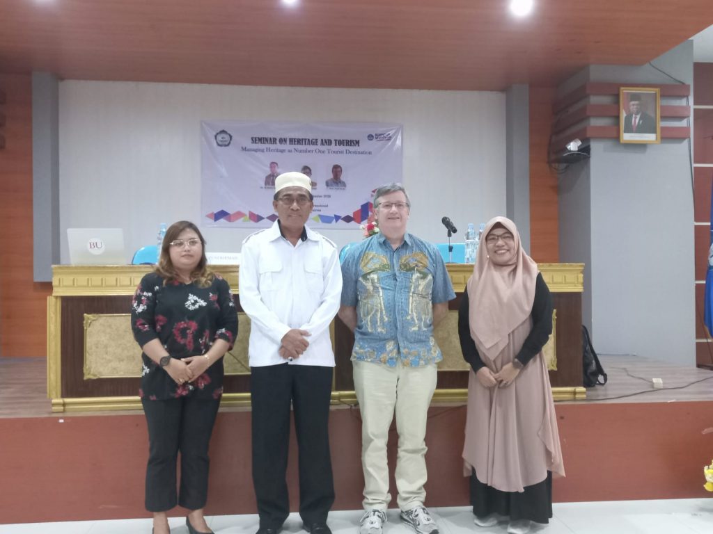 Hadirkan Profesor Asal Australia, KUI Unkhair Gelar Kuliah Tamu Tentang Warisan Budaya – Kalesang