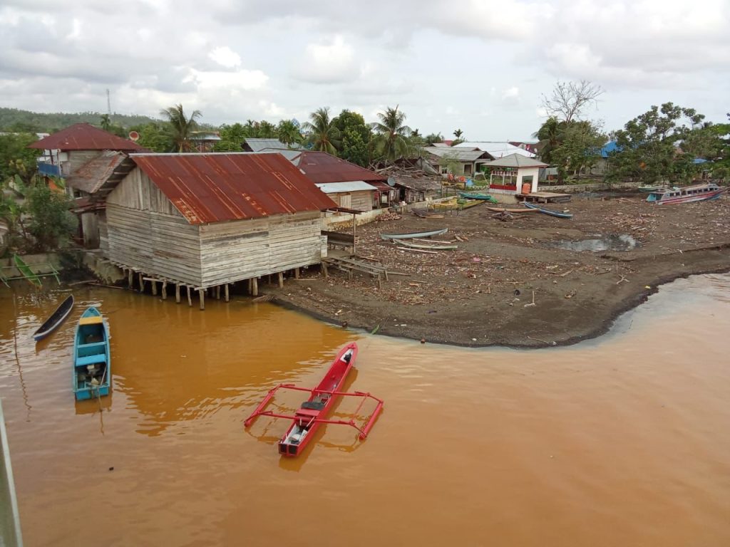 Kondisi Desa Sagea Halmahera Tengah dalam Kepungan Limbah Tambang – Kalesang