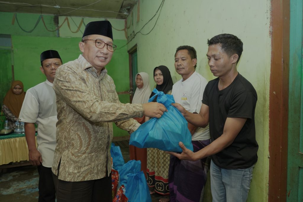 Walikota Ternate Serahkan Bantuan Kepada Korban Ledakan Kompor Gas ...